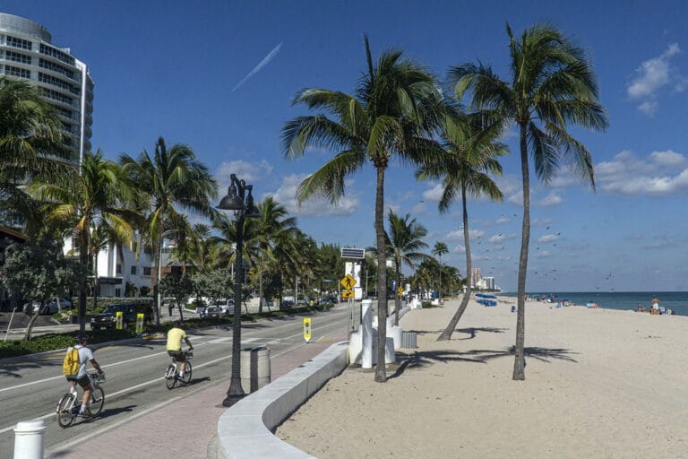 Fort Lauderdale Vacation Tips - Visitor's Guide for Tourists